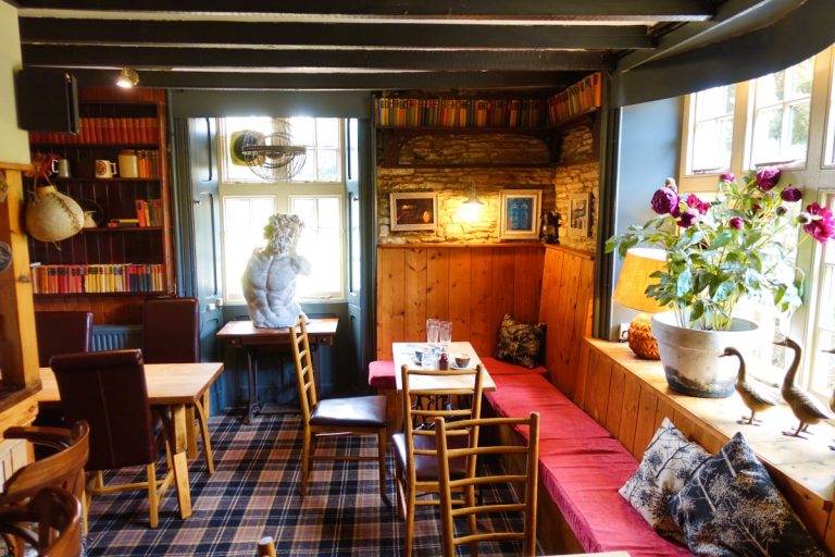 My Crush On Log Cabins, Cotswolds Style: A Luxury Log House Review