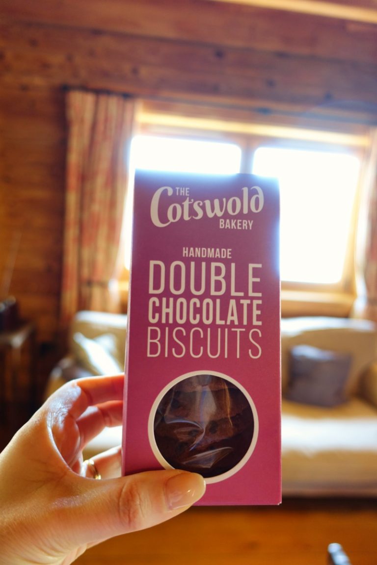 My Crush On Log Cabins, Cotswolds Style: A Luxury Log House Review